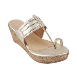 Kolhapuri Chappal for Women - Buy Women Kolhapuri Chappal | Mochi Shoes